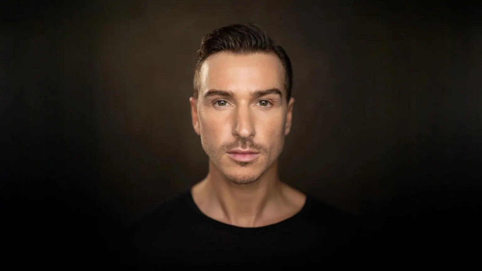 Nick Hayes talks about his love of acting and latest stage role in ...