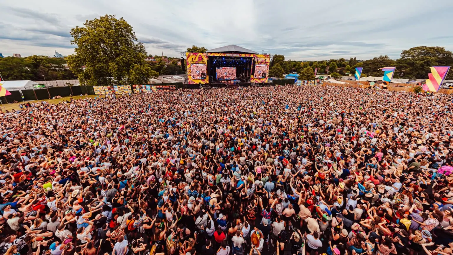 Mighty Hoopla 2026 - The UK's biggest pop festival announces lineup ...